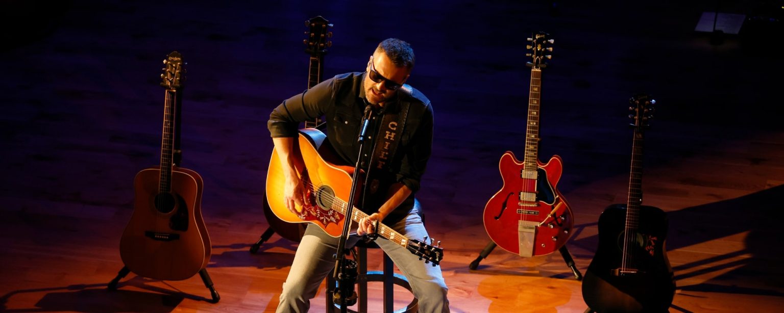 Eric Church laisse ses fans en larmes avec une chanson inédite en ...