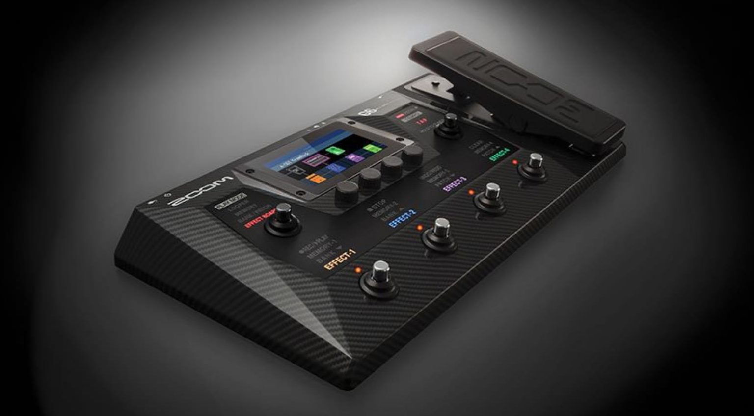 NAMM 2021 : la pédale de guitare multi-effets Zoom G6 sort dans le ...