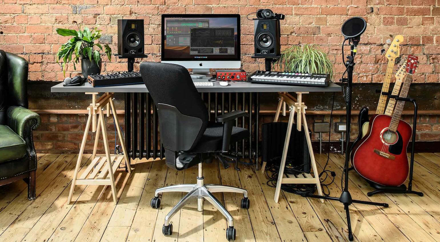 5 offres studio de Focusrite, Focal, Shure, AMS Neve et Warm Audio