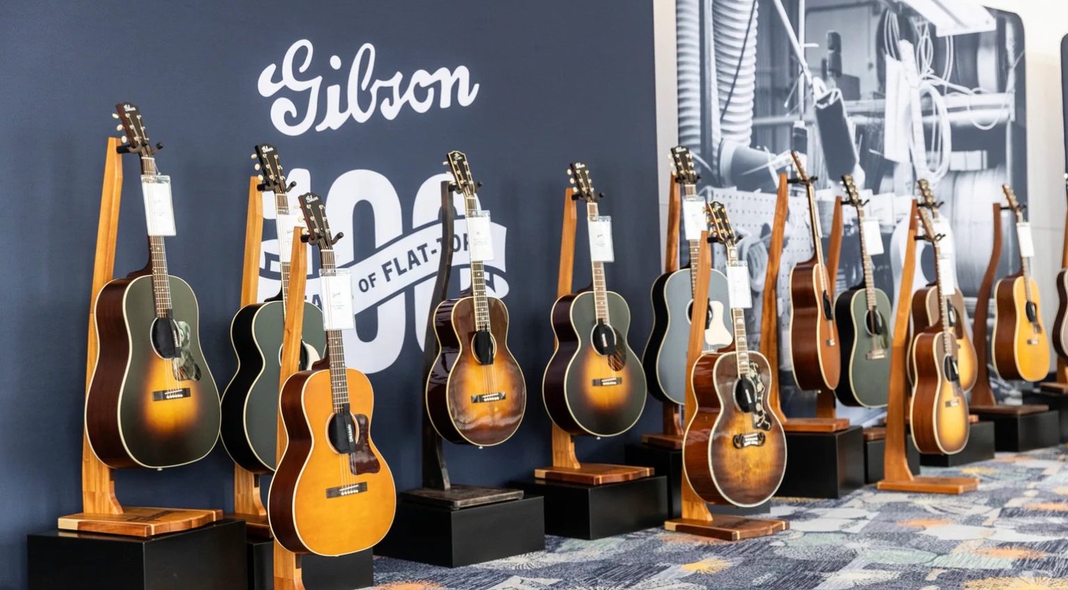Gibson Century Collection : Célébration de 100 ans de guitares à table ...